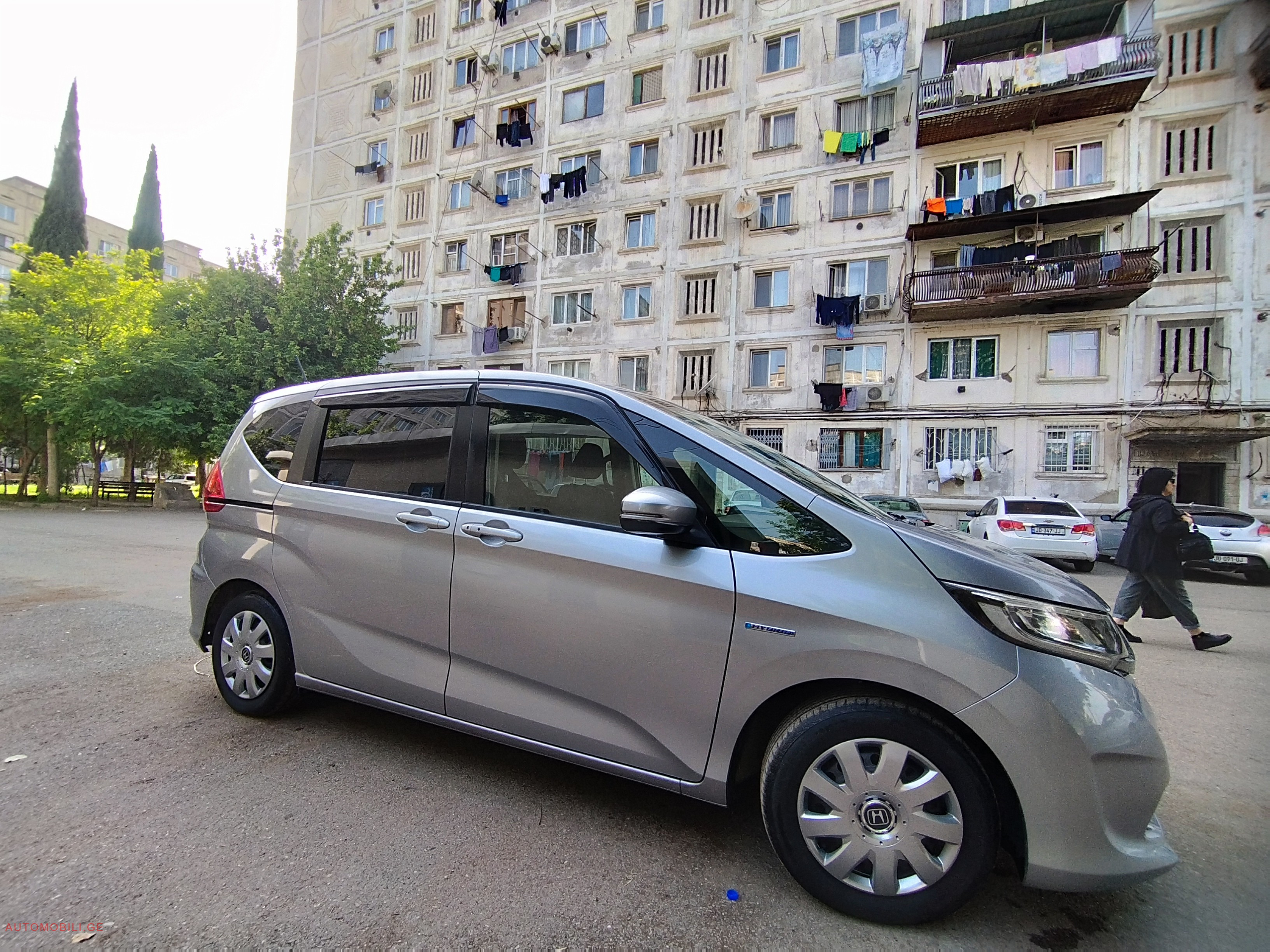 ახალი და მეორადი ავტომობილები | Automobili.ge