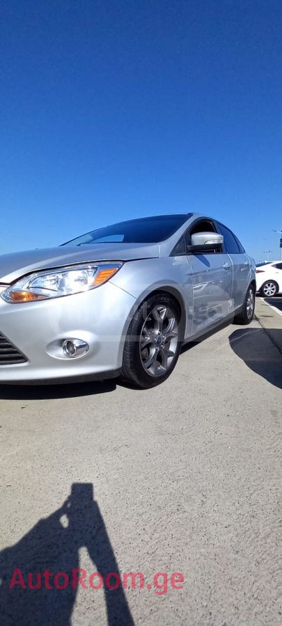 FORD Focus 2013 - ბენზინი
